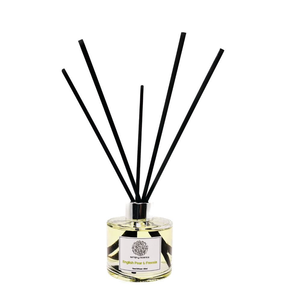 English Pear & Freesia Classic Reed Diffuser – Simply Scents